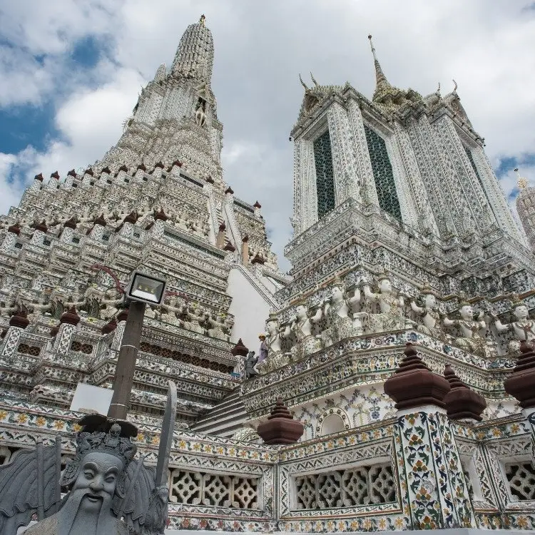 Wat Arun (Temple of Dawn), Bangkok, Thailand - Temples.org